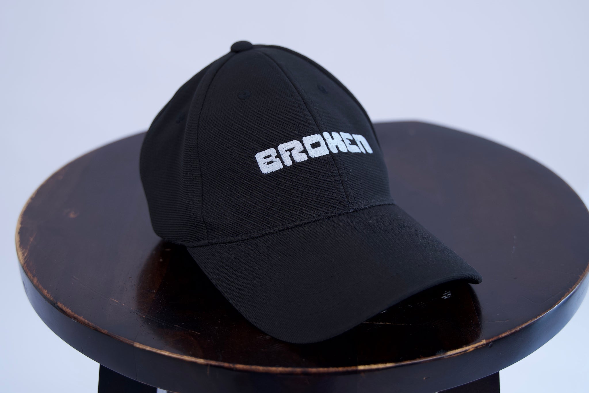 Broken Black Cap – ZIDDI